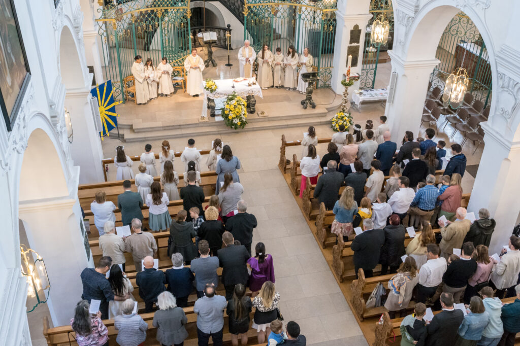 Erstkommunion / Licht sein – für andere – Pastoralraum Zurzach Studenland